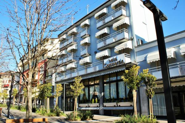 Hotel Ristorante Commercio - Manerba del Garda