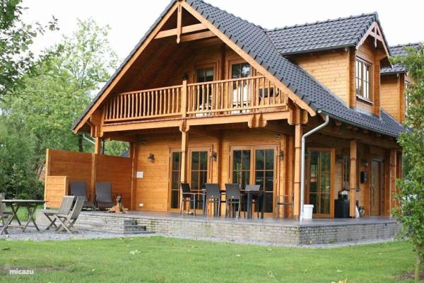 Houten Villa Dirk - Nederland