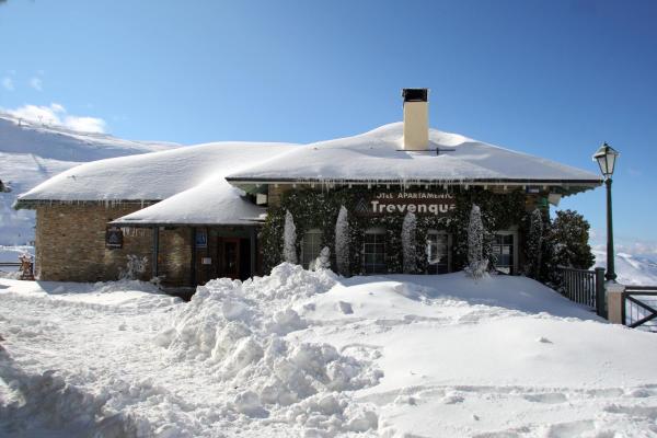 Hotel Apartamentos Trevenque - Güéjar Sierra