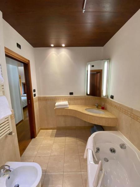 Suite Mavino Appartamenti - Sirmione