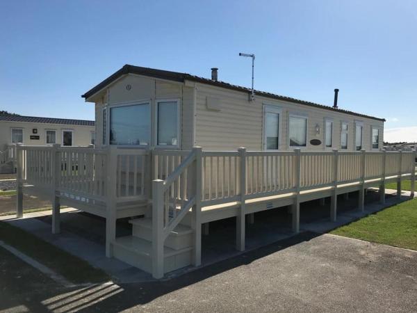 Palm Grove 48 - Anderby Creek