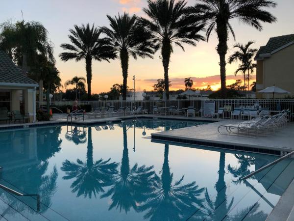 Beautiful Two Master Bedroom Condo In Fort Myers, Venetian Palms Condominium - Fort Myers, FL