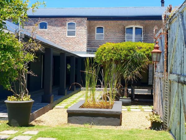 Clement One, A Villa For Family & Friends - Kaapstad