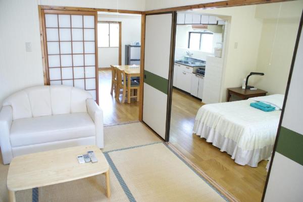Weekly Harbourview Mansion Main Building / Vacation Stay 74562 - Naha