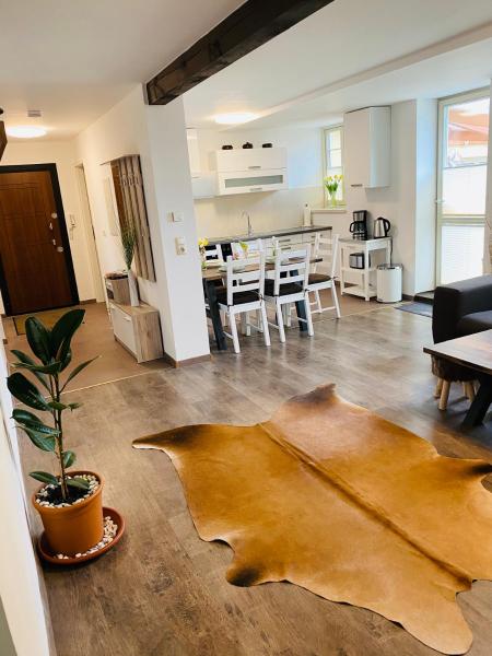 Wunderschöne Ferienwohnung In Schwerin - Gottesgabe