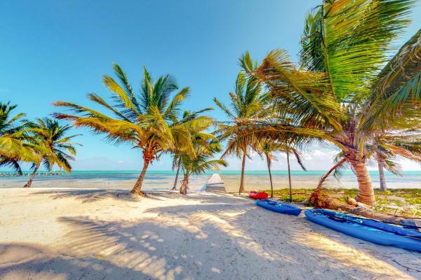 Blue Water Beach Villas - Belize