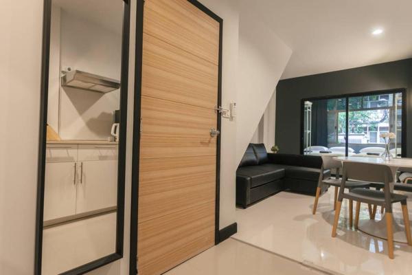 S2 Silom Large Room 4-6 Guests Full Kitchen Wifi - Bangkok