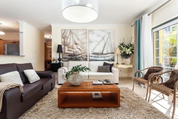 Decor N' Cozy Place For Families And Friends - Guia