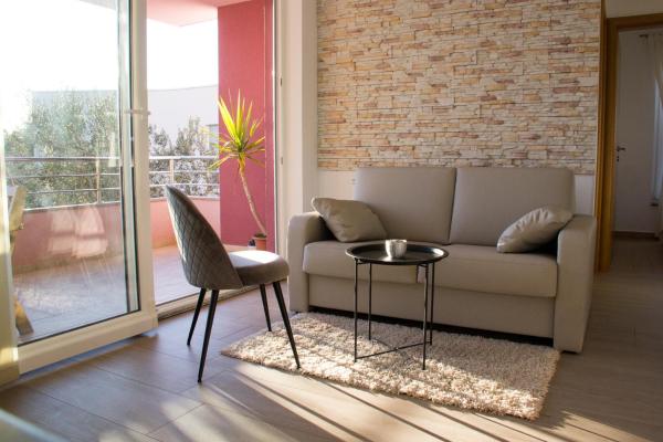 Apartment Karla 2, Direct On The See! - Bibinje