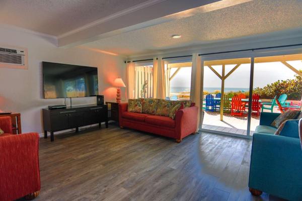 Yoda Beach House - St. Pete Beach, FL