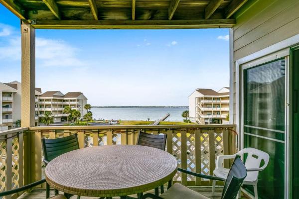 Baywatch A8 - Gulf Breeze, FL