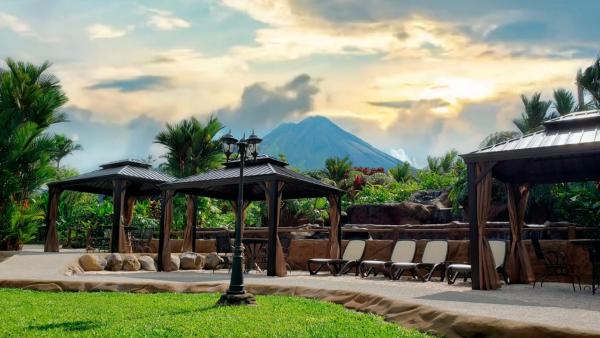 Volcano Lodge, Hotel & Thermal Experience - Costa Rica