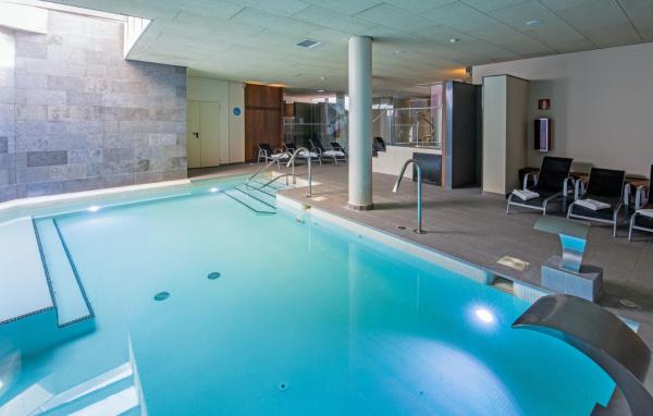 Aparthotel Trainera - 庇裡牛斯山
