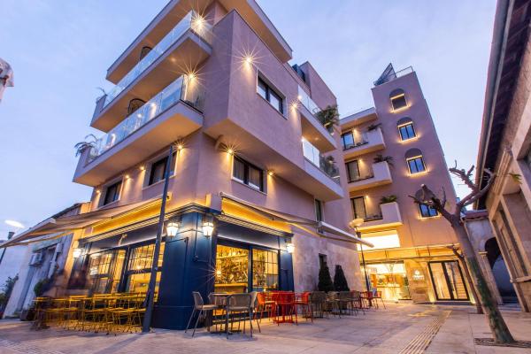 Old Port Hotel - Кипр