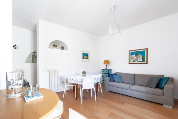 Casa Fló Con Terrazza E Ascensore - Salerno