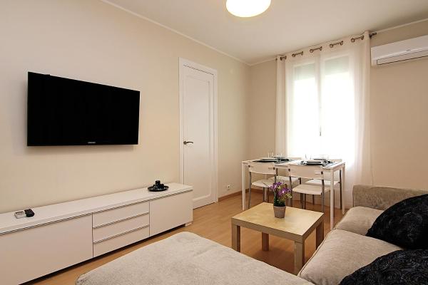 Munne - Spacious Apartments Next To Fc Barcelona - L'Hospitalet de Llobregat