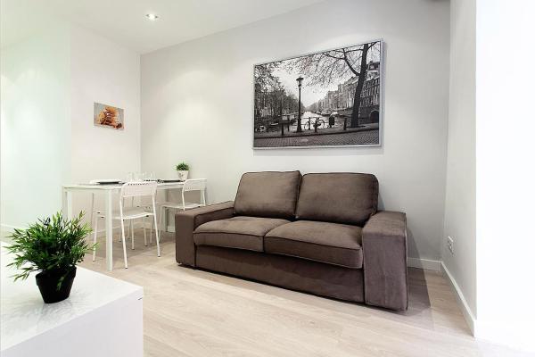 Miquel Angel - Apartments & One With Private Terrace - Sant Boi de Llobregat