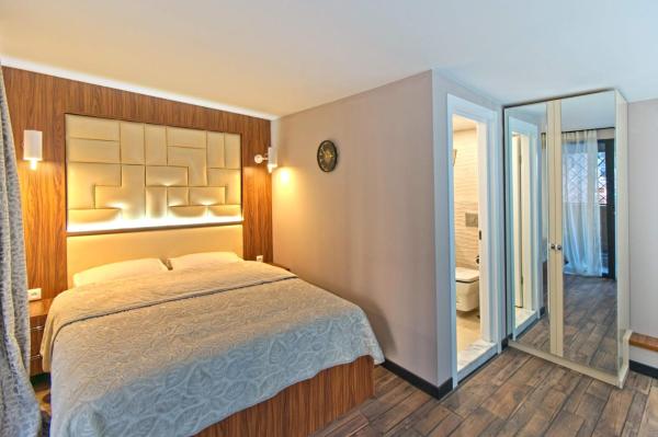 Mini Hotel On Chavchavadze Ave 15 Apart 3 - Tbilisi