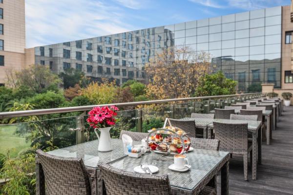 Holiday Inn Shanghai Hongqiao By Ihg - Near By Hongqiao Airport & Necc - Shanghai