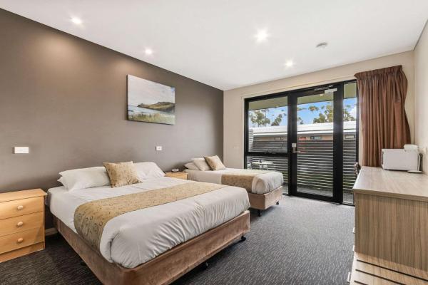 Foreshore Hotel - Hobart