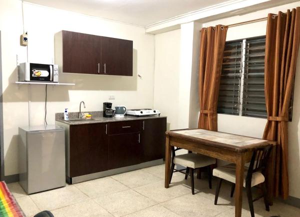 700mbps Wifi #1 Jasmin 2-story Apartment - Lahug