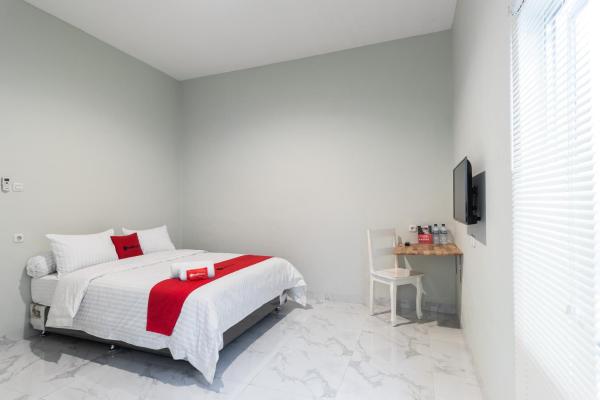 Reddoorz Plus Near Rs Usu Medan 2 - Medan