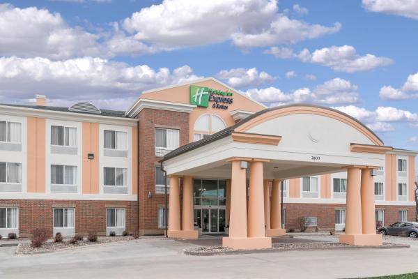 Holiday Inn Express Hotel & Suites Ames By Ihg - Ames, IA