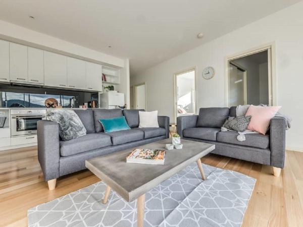 Marina View Apartment - Hobart