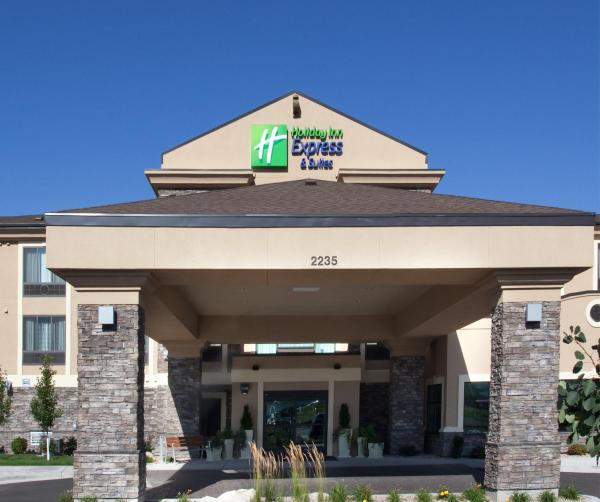 Holiday Inn Express & Suites Logan By Ihg - Logan, UT