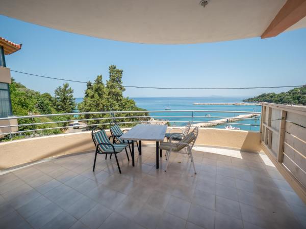 Harbour View 2 Bedroom Apartment With Balcony - Kefalonia