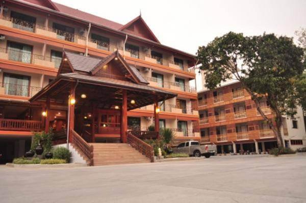 Baankhun Chiang Mai Hotel - Chiang Mai