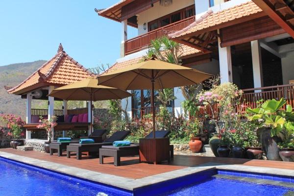 Villa Bukit Malas 4, 4 Bedroom Villa And Pool - Seraya