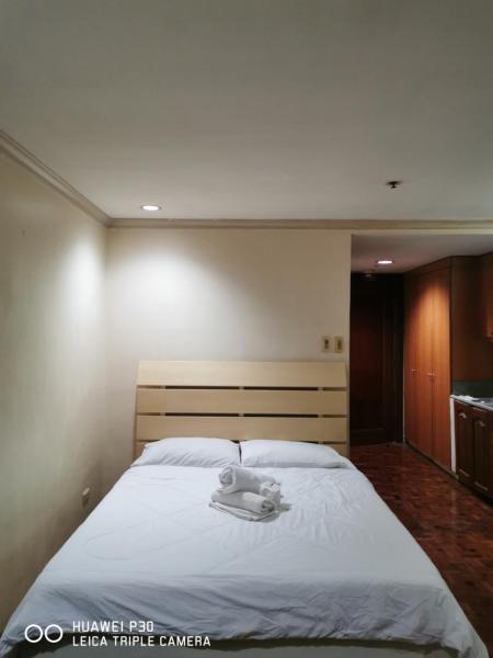 Poblacion Suites - Burgos - Manila