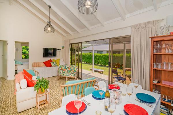 Bay Coast Happy Place - Cooks Beach Holiday Home - Hahei