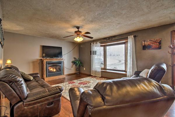 Tranquil Family Home With Yard, 14 Mi To Springfield - Missouri