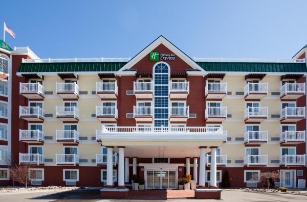 Holiday Inn Express Hotel & Suites Petoskey By Ihg - Harbor Springs, MI