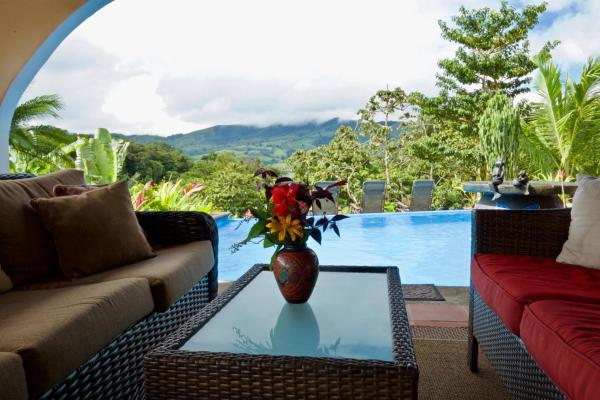 Toucan Lane - Guanacaste Province