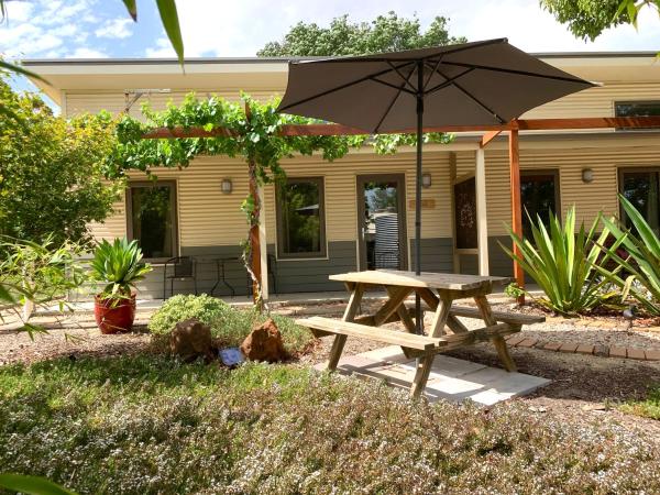 The Grape And Olive At Willunga - Adelaide