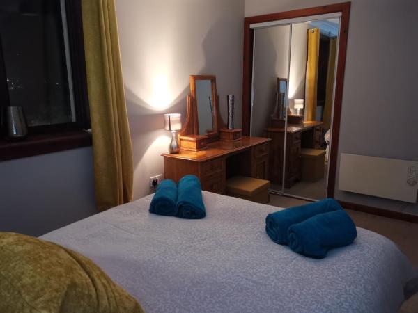 2 Raasay Court - Skye