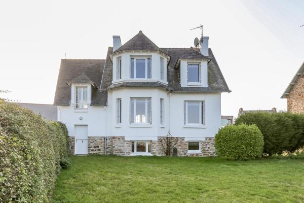 Cabestan - Maison De Famille Au Coeur Du Bourg - Vue Mer - Carantec