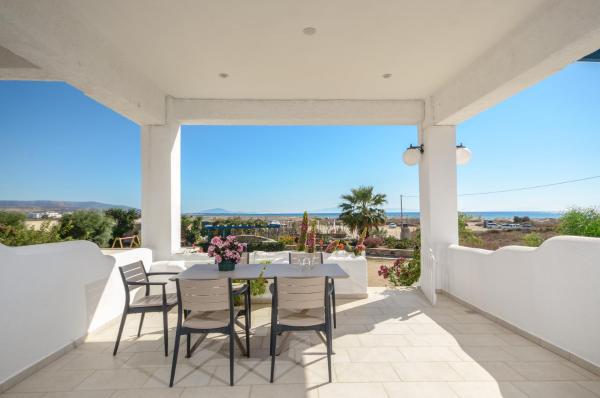 Crystal Naxos 2 Apartments At Mikri Vigla - Naxos