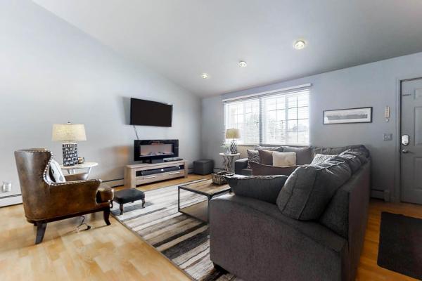 Cozy Home In Peaceful Neighborhood With Hammock & Patio - One Mile From Downtown - Estes Park, CO