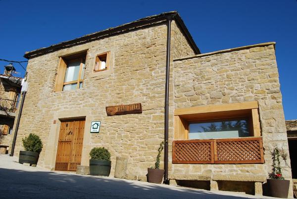 Casa Rural Harri Etxea - Tafalla