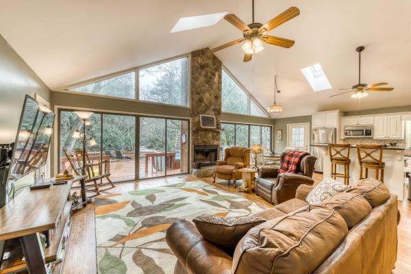 Creekside Retreat - Morganton Point Recreation Area, Morganton