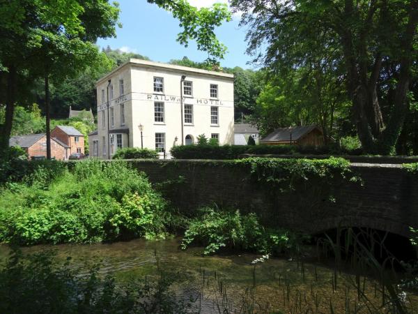 Railway Apartments - Nailsworth