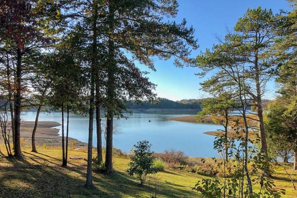 Ruby's Lake House - Tennessee