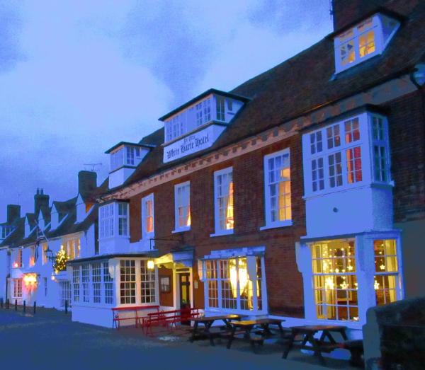 Ye Olde White Harte Hotel - Burnham-on-Crouch
