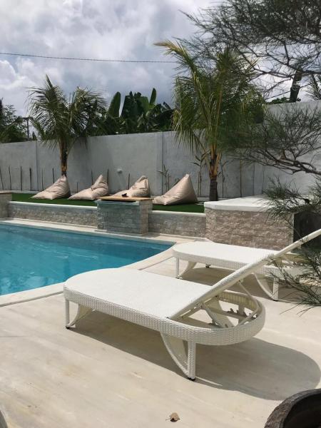 Kelapa Surf Villa - Bali