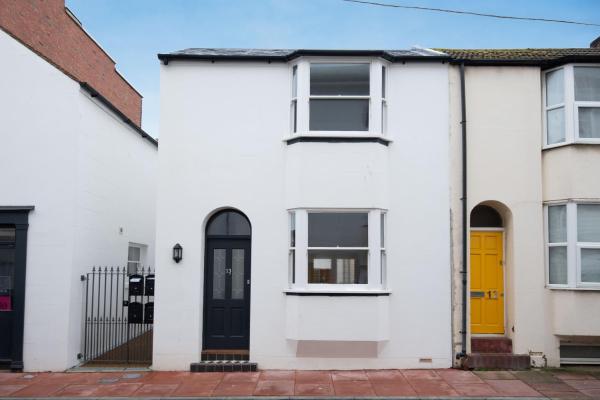 Castle Street - Central Brighton Townhouse, Up To 8 Guests - West Sussex