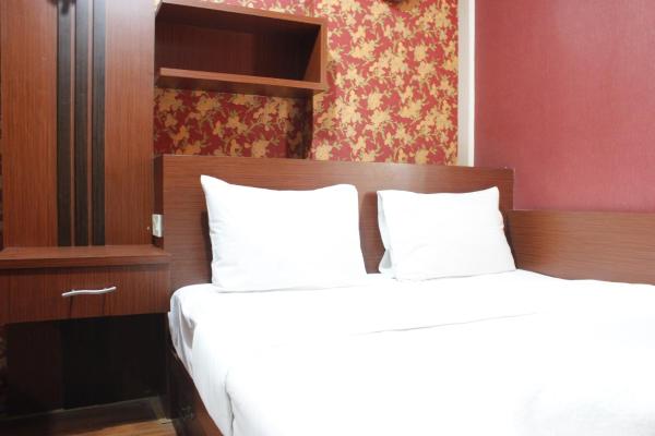 Parquette 2br Gateway Ahmad Yani Cicadas Apartment By Travelio - インドネシア バンドン